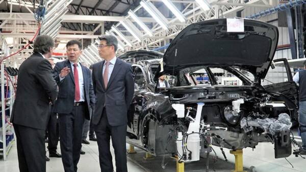 Aymesa y Kia: US$ 62M en Autos Ecuador 2026